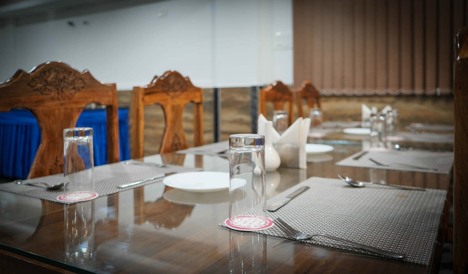 Hotel Golden Sands - Srinagar Jammu and Kashmir